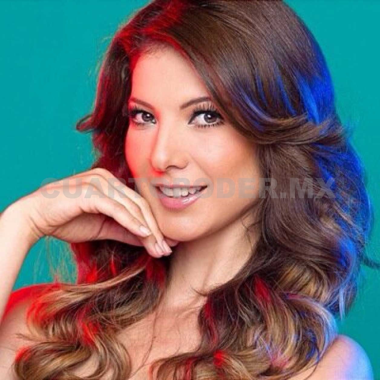 Priscila luce guapa fuera de los reflectores