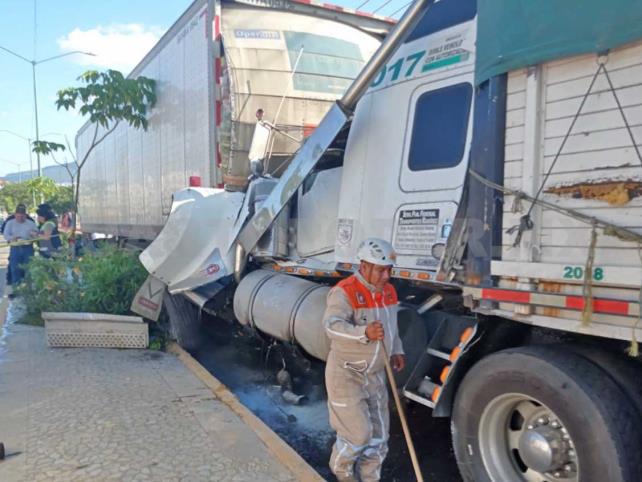 Falla Mecánica Causa Aparatoso Accidente